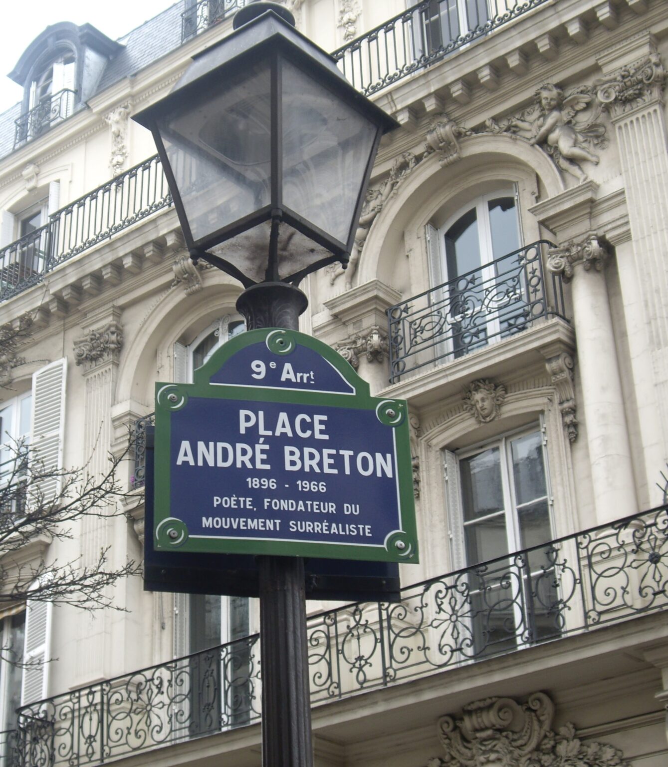 André Breton, the Surrealism in person and Paris as its experimental ...